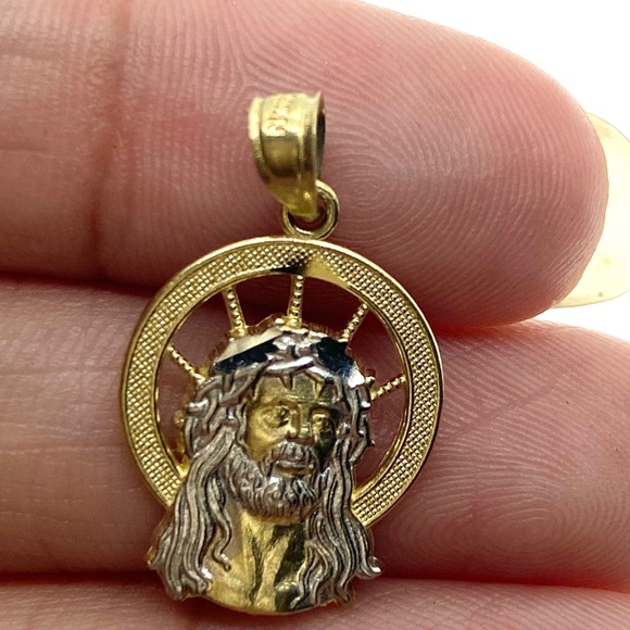 Jewelry | 1kt Gold Jesus Christ Medallion | Poshmark